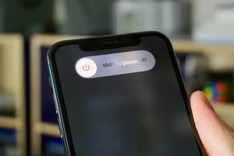 How to shut off your iPhone or iPad – Every method we know - Softonic