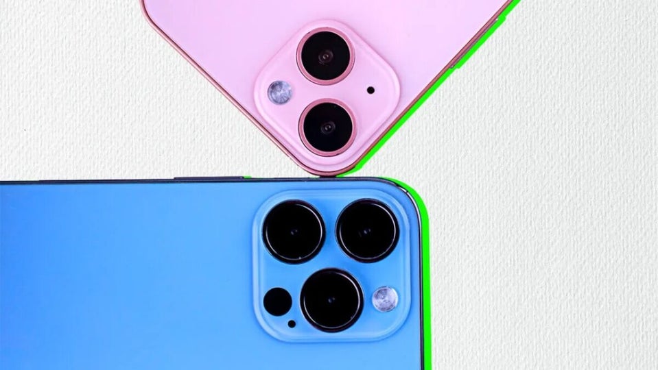 Leak: iPhone 15 Pro Max with an extra-large camera? - Softonic