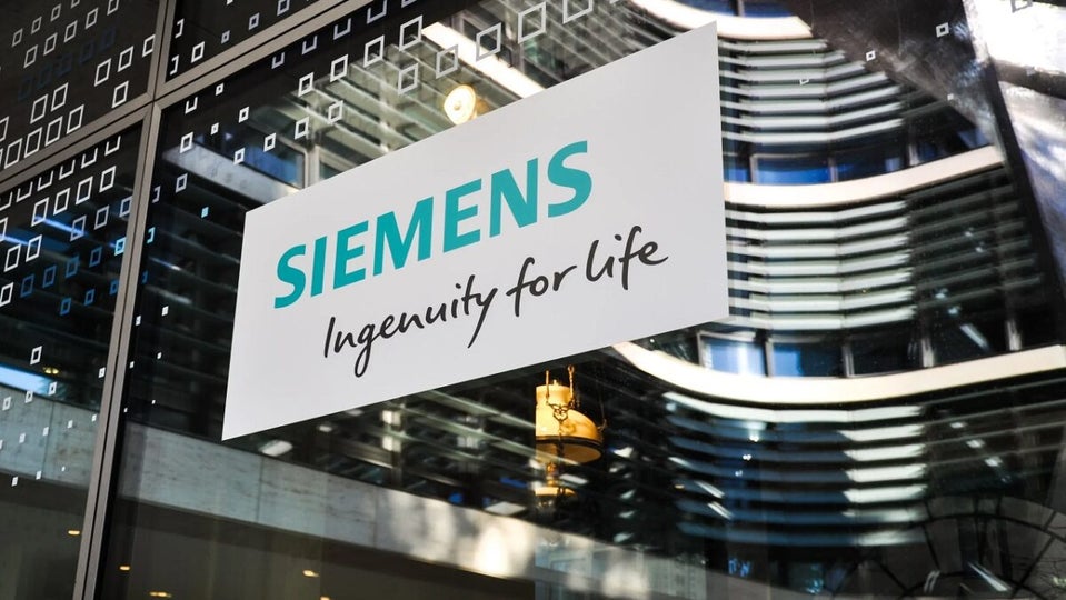 Siemens to Cut 6,000 Jobs, Hit Hardest in EV Charging Division - Softonic