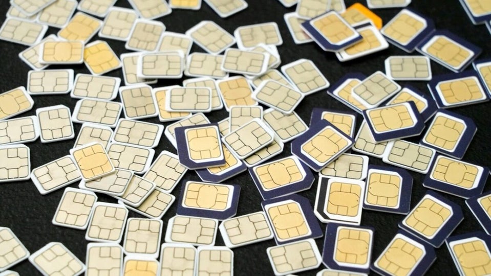 How to convert your SIM into an eSIM with your iPhone - Softonic