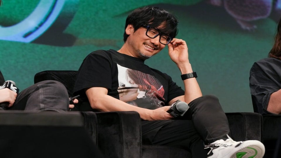 Control updates to version 1.30 with a great novelty: Hideo Kojima ...