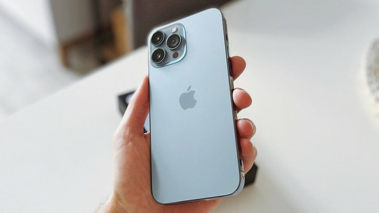 El espectacular iPhone 13 Pro Max cae de precio como nunca antes - Softonic