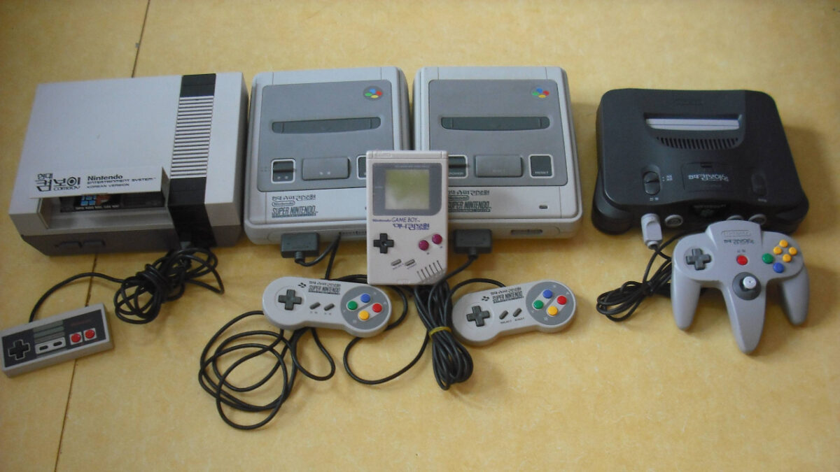 La extraña historia de las Comboy, las consolas de Nintendo creadas por ...