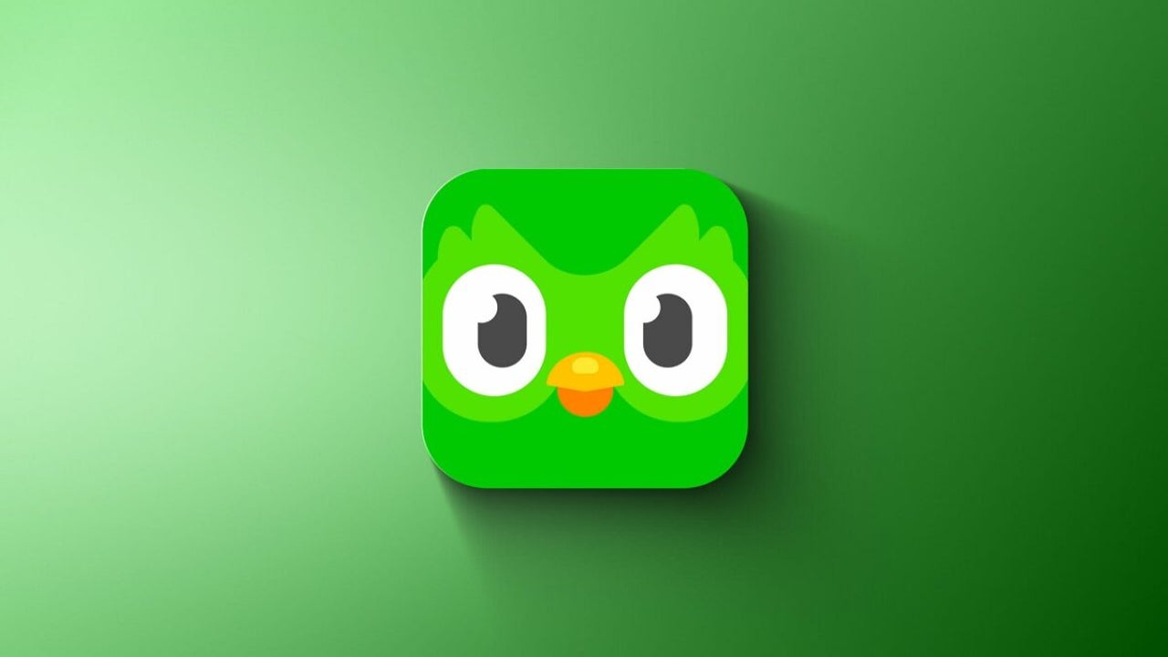 Duolingo habría despedido a casi todos sus trabajadores… para poner a ...
