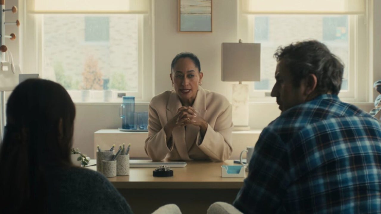 Common People recupera la esencia de Black Mirror: en un mundo de ...