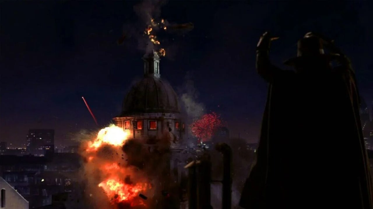 This movie based on one of the best comics in history is a hit again ...