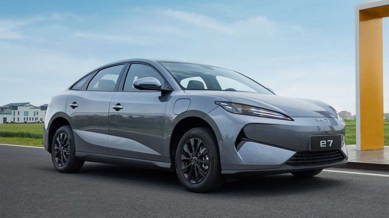 BYD e7: The Affordable Electric Sedan Competing with Tesla - Softonic