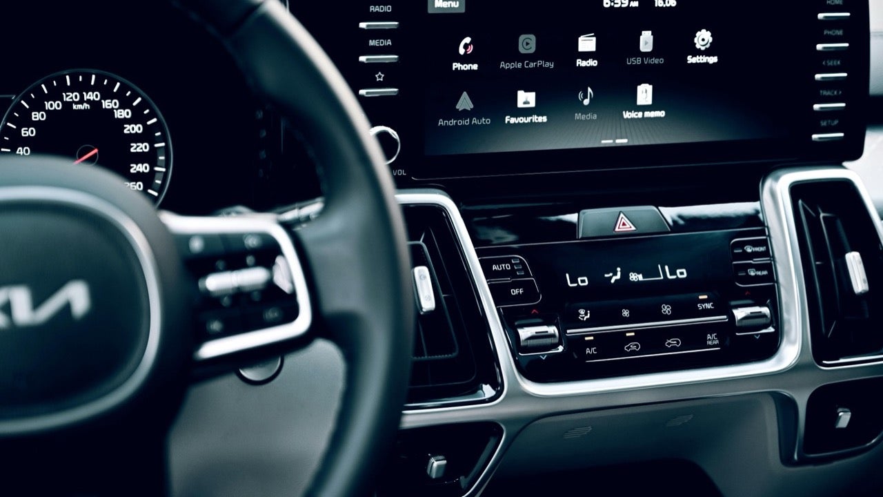 How to manually update Android Auto - Softonic