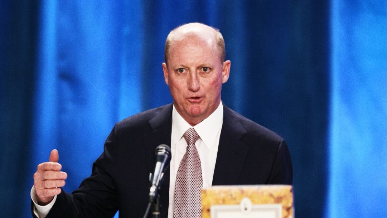 Who is Greg Abel, Warren Buffett’s successor - Softonic