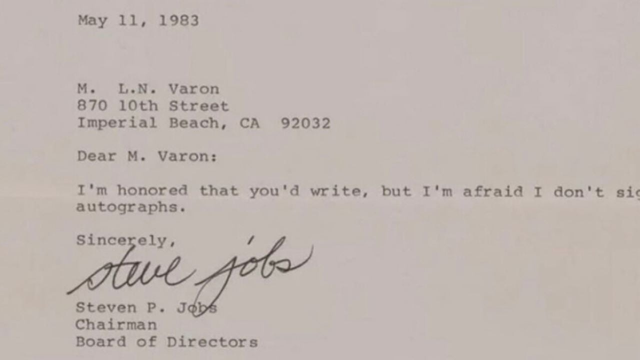 That time Steve Jobs gave an autograph stating that he didn't give ...